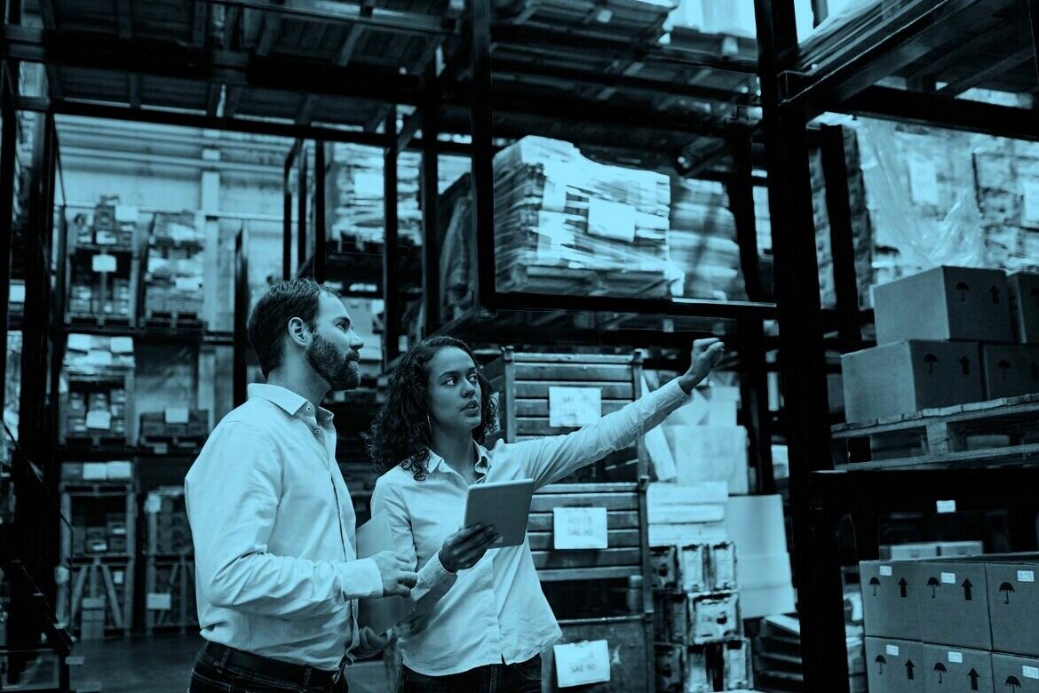 How to Manage Custom Orders More Efficiently | Symbia Logistics